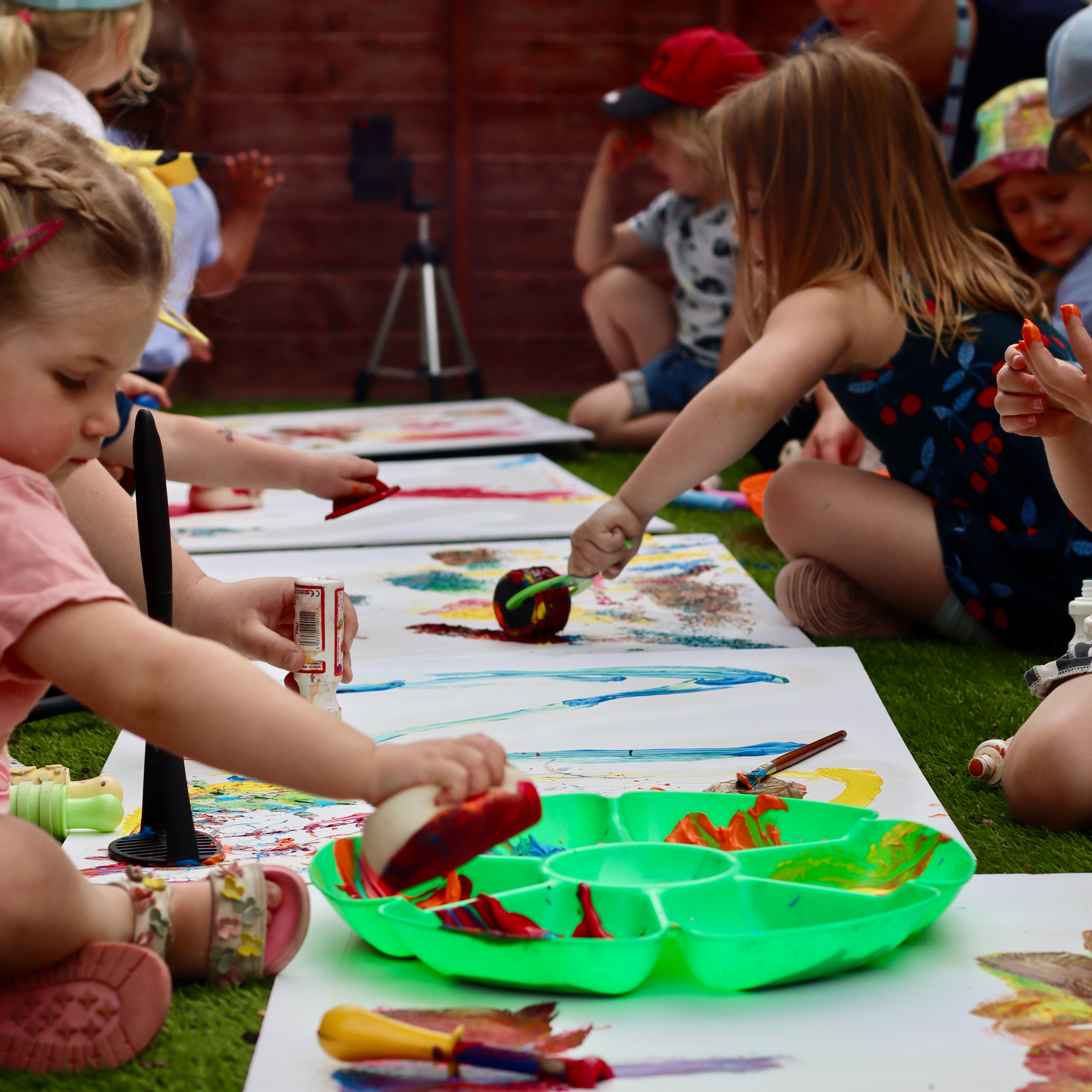 Red Bus Downend rated Outstanding! | Red Bus Nurseries